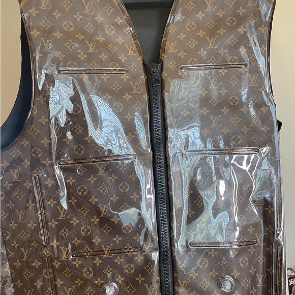 Louis Vuitton | Jackets & Coats | Louis Vuitton 2 Ss Inflatable Gilet ...